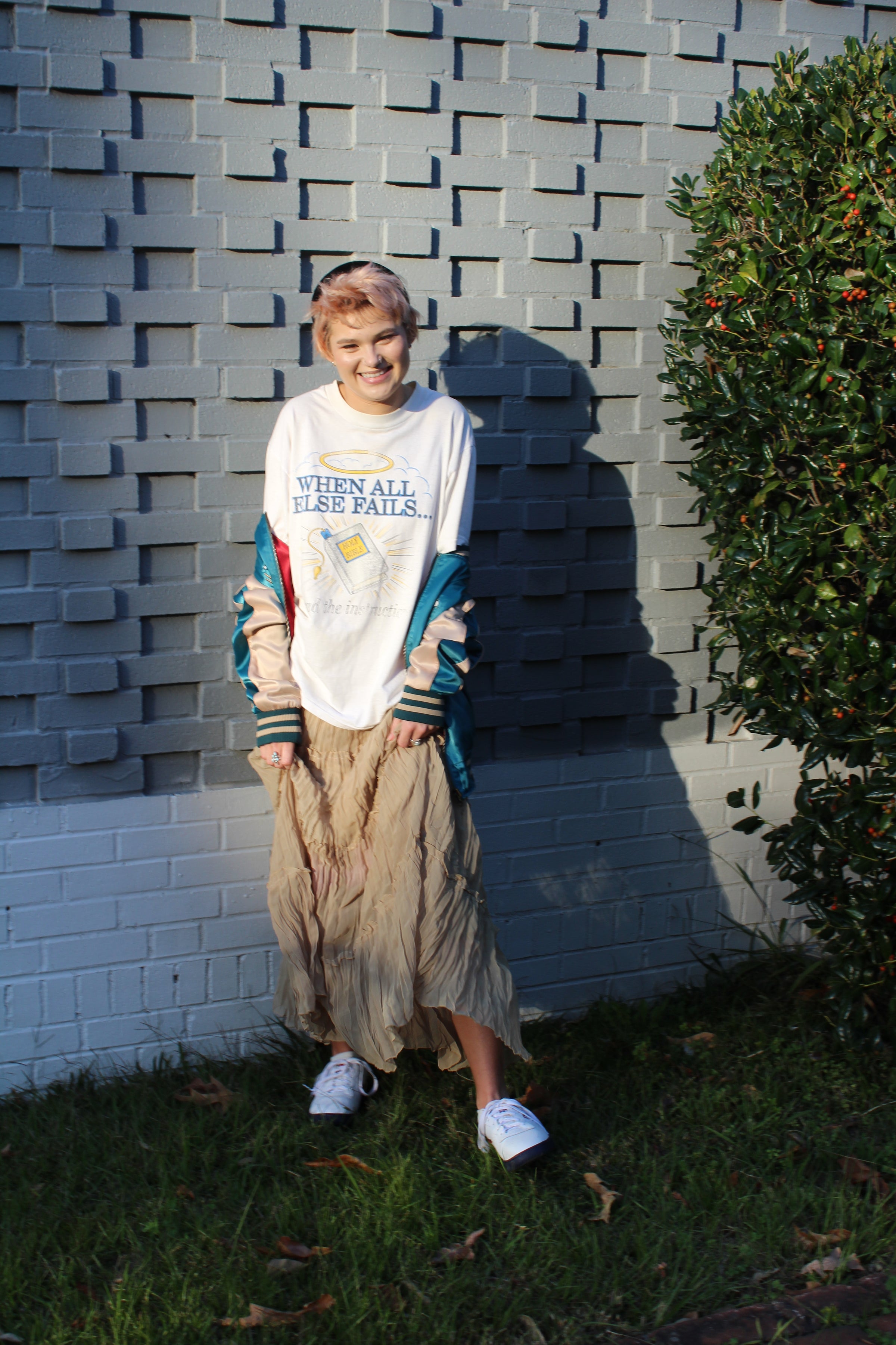 cross dressin: intersection of adornment and circularity